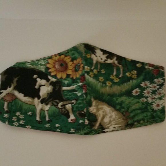 Hippie on the Floor | Accessories | Face Mask Country Farming Cow Pig ...